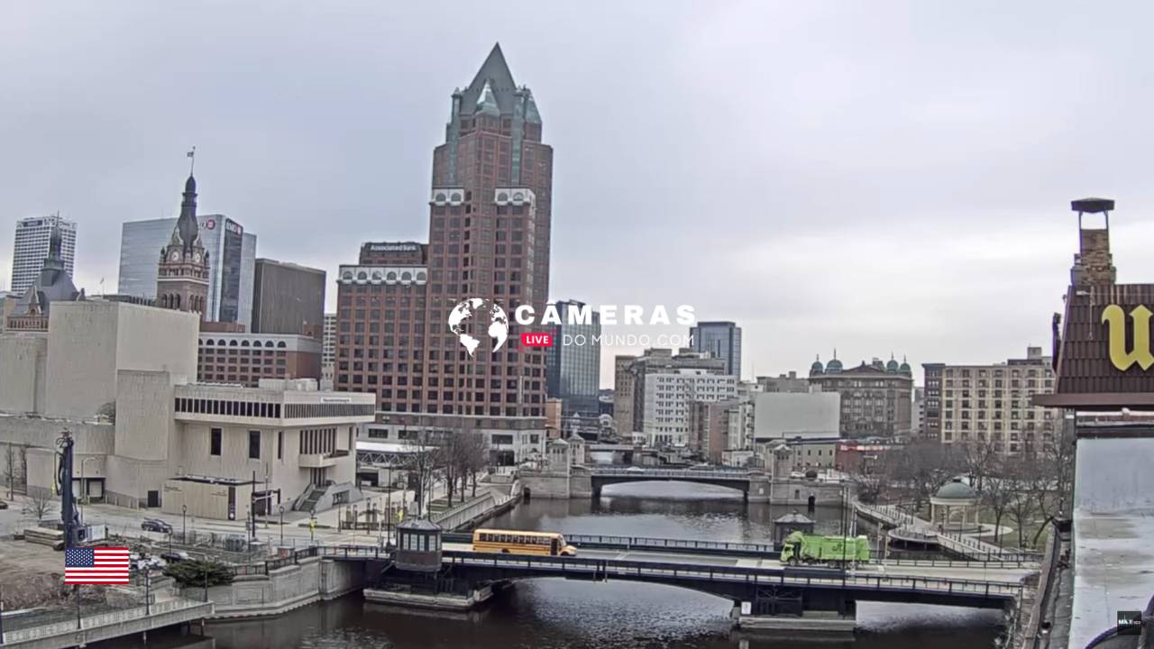 Milwaukee River, Live Stream HD Webcam, USA cams | Live webcams
