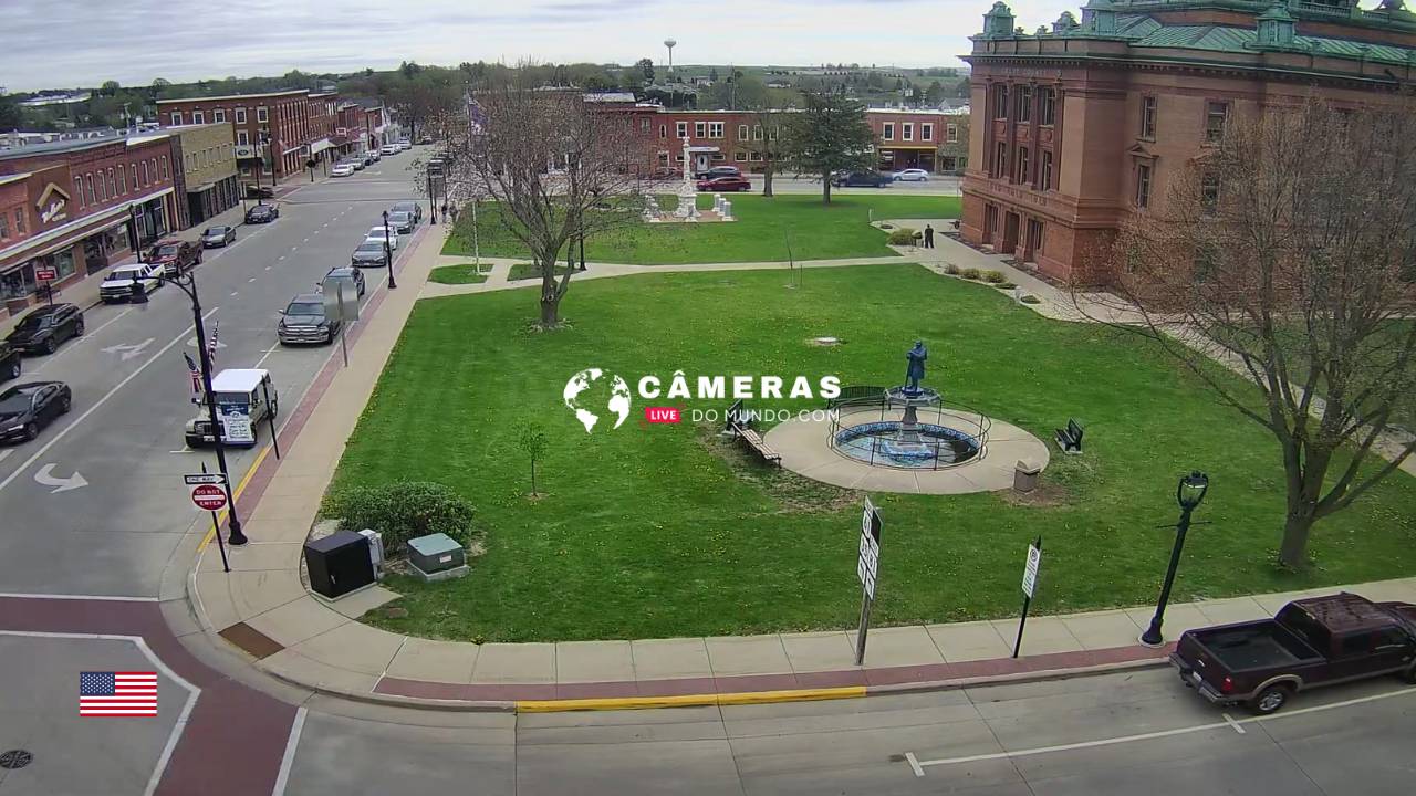 Grant County Courthouse Live Webcam, Lancaster, Wisconsin | Live webcams